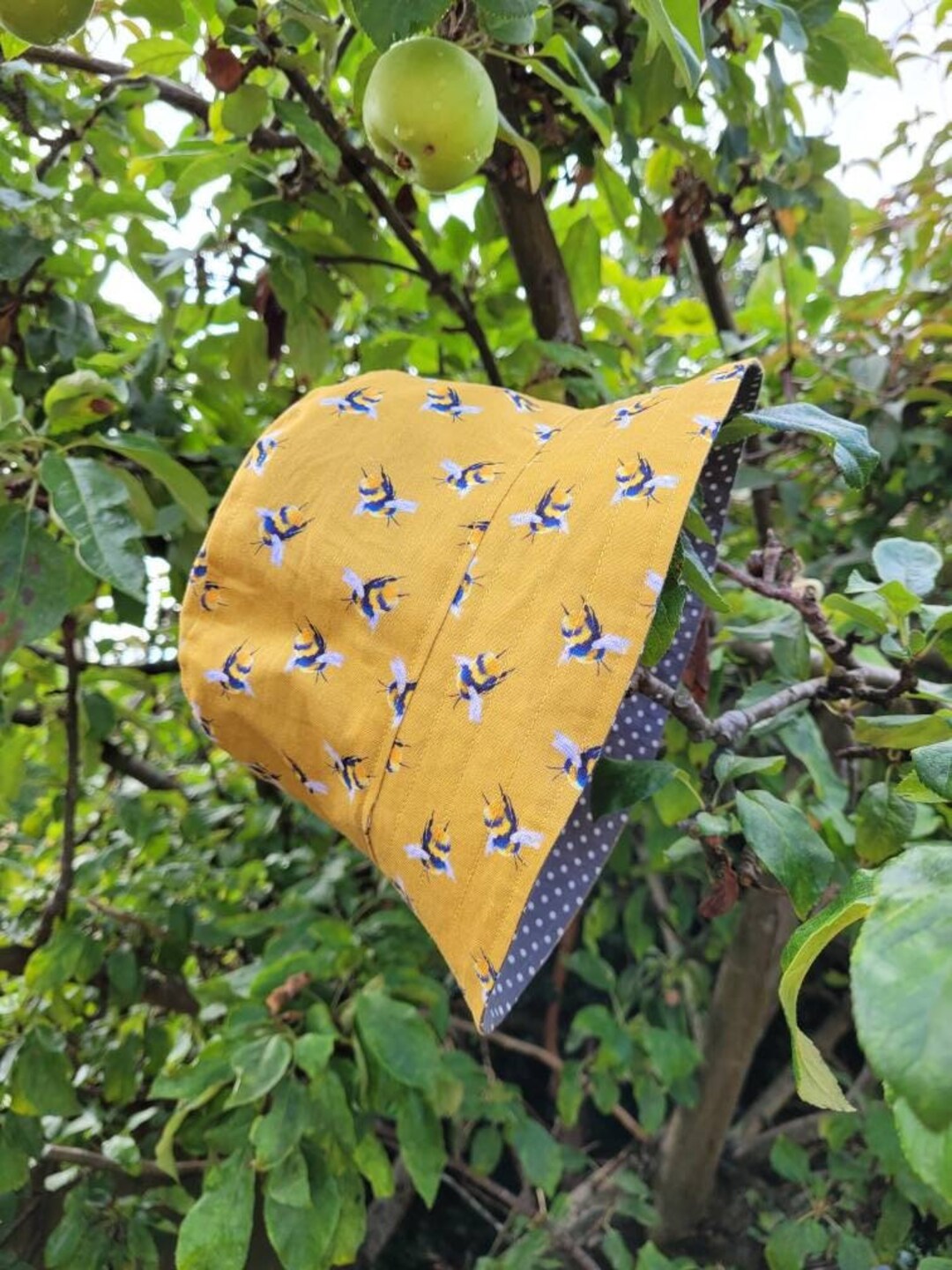 Bumblebee Bucket Personalised Hat Grey Adults Bee Hat Sun Hat With Bees ...