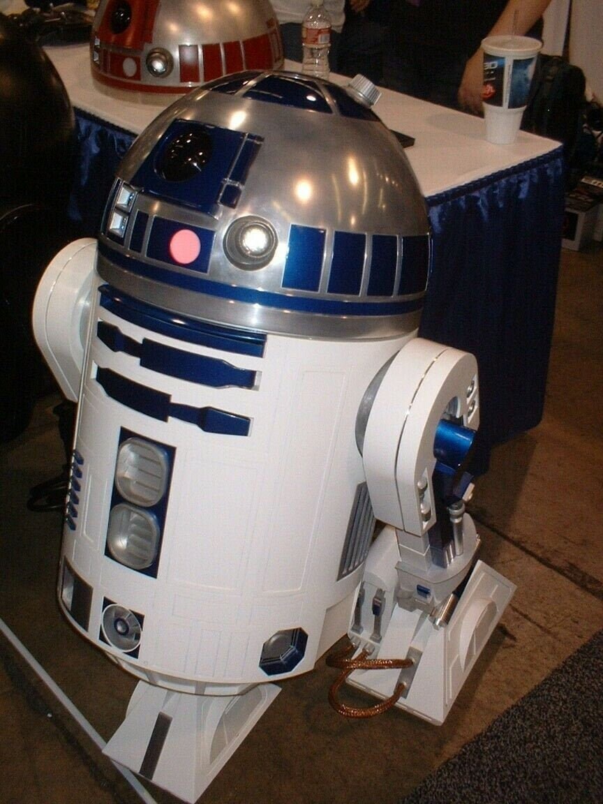 Life Sized R2D2 / Star Wars digital plans | Etsy