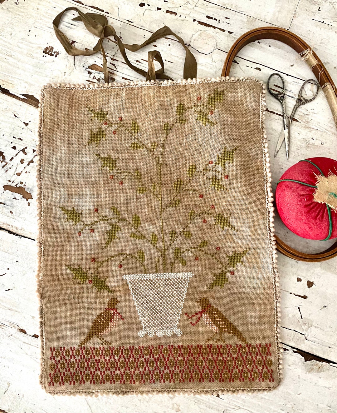 Holly Basket Sewing Roll Pattern DIGITAL DOWNLOAD - Etsy