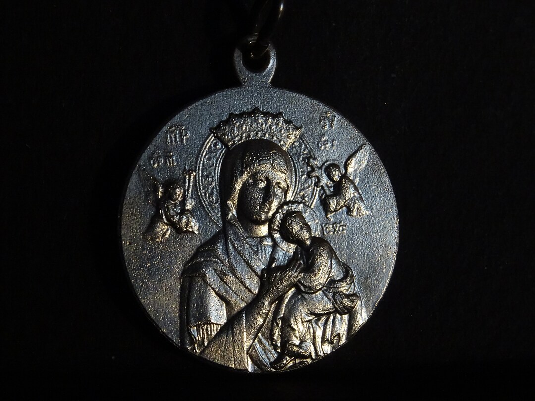 Nuestra Señora del Perpetuo Socorro, Medalla Max Angels Religioso ...