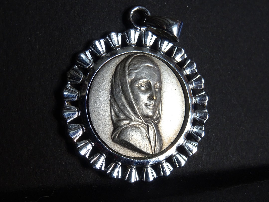Large Virgin Mary 3.9 Cm Tulip Border Vintage French Holy Charm Medal ...