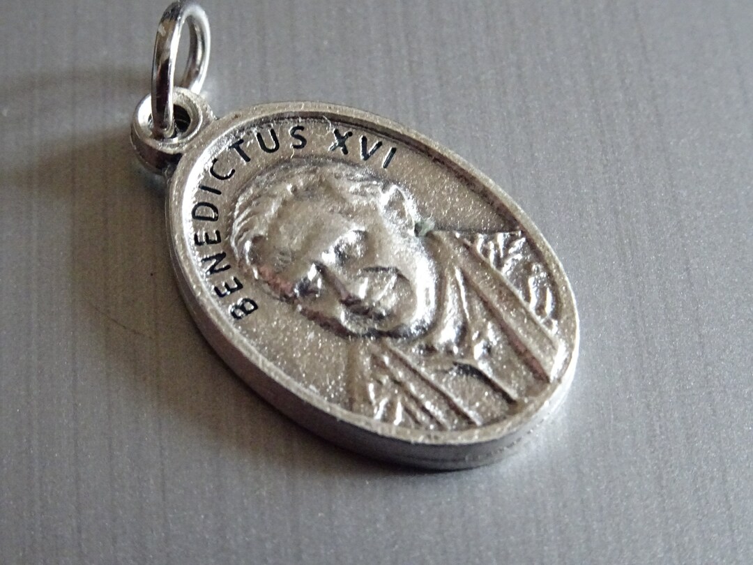 Benedictus XVI. Silver Medal Medallion Pendent Holy Charm BB 701 - Etsy