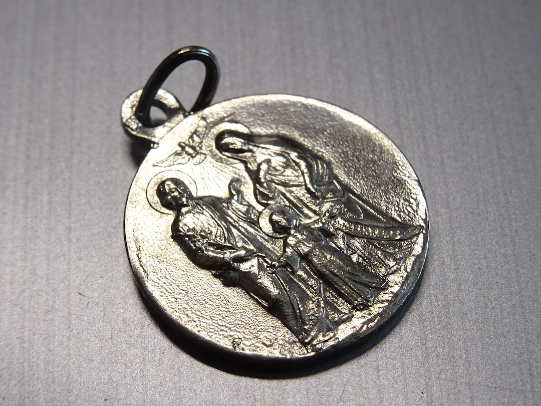 Holy Family, Christ Mary and Child Jesus.. Pendent Medallion Medal Holy ...