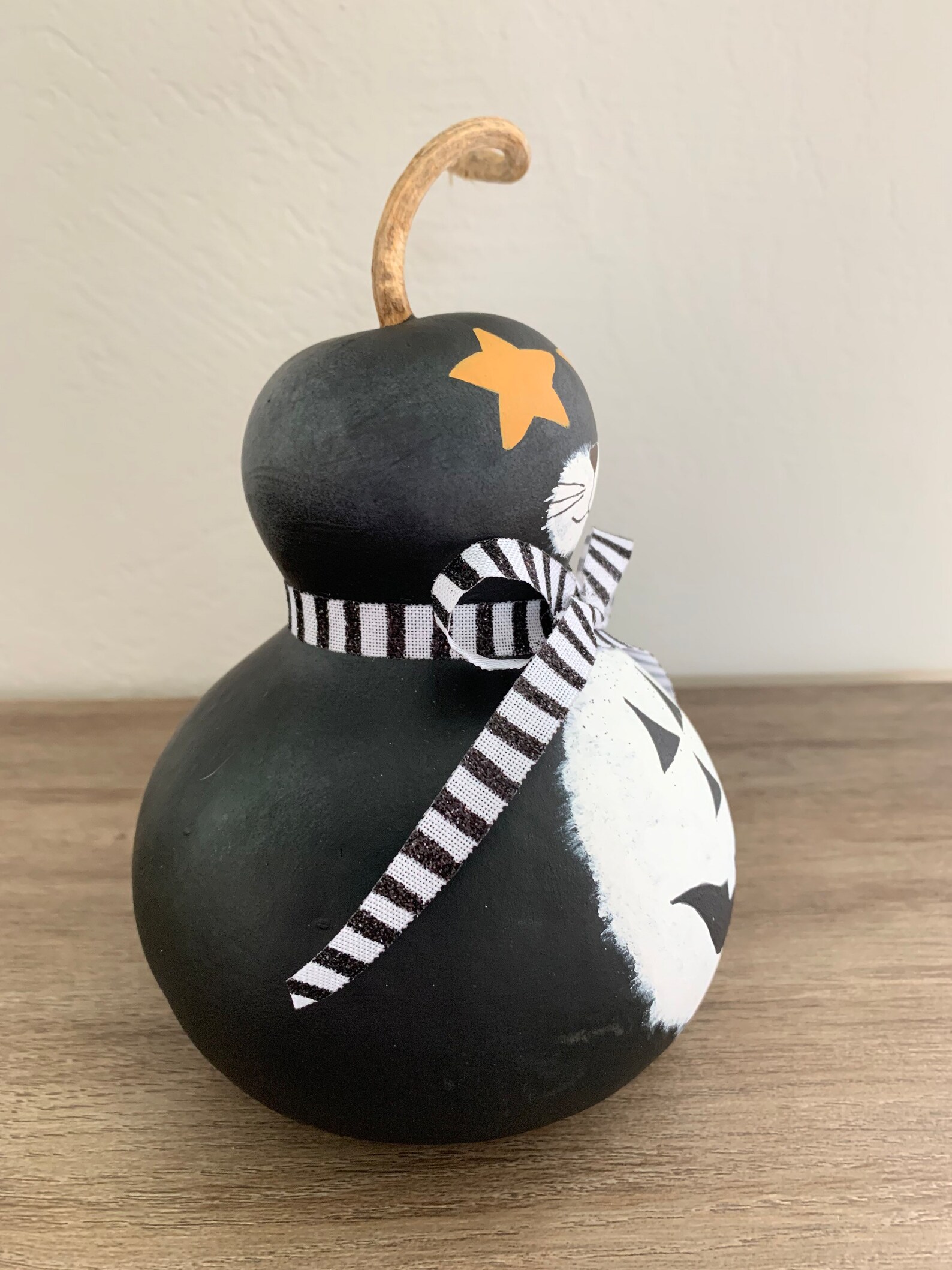 Black Cat Gourd, Halloween Gourd, Painted Gourds, Black Cat Decor - Etsy