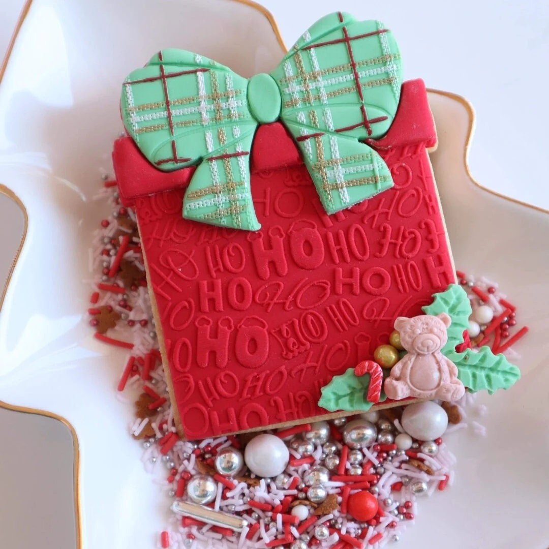 PRESENT 298 CUTTER & EMBOSSER Set Custom Cookie Cutter - Etsy