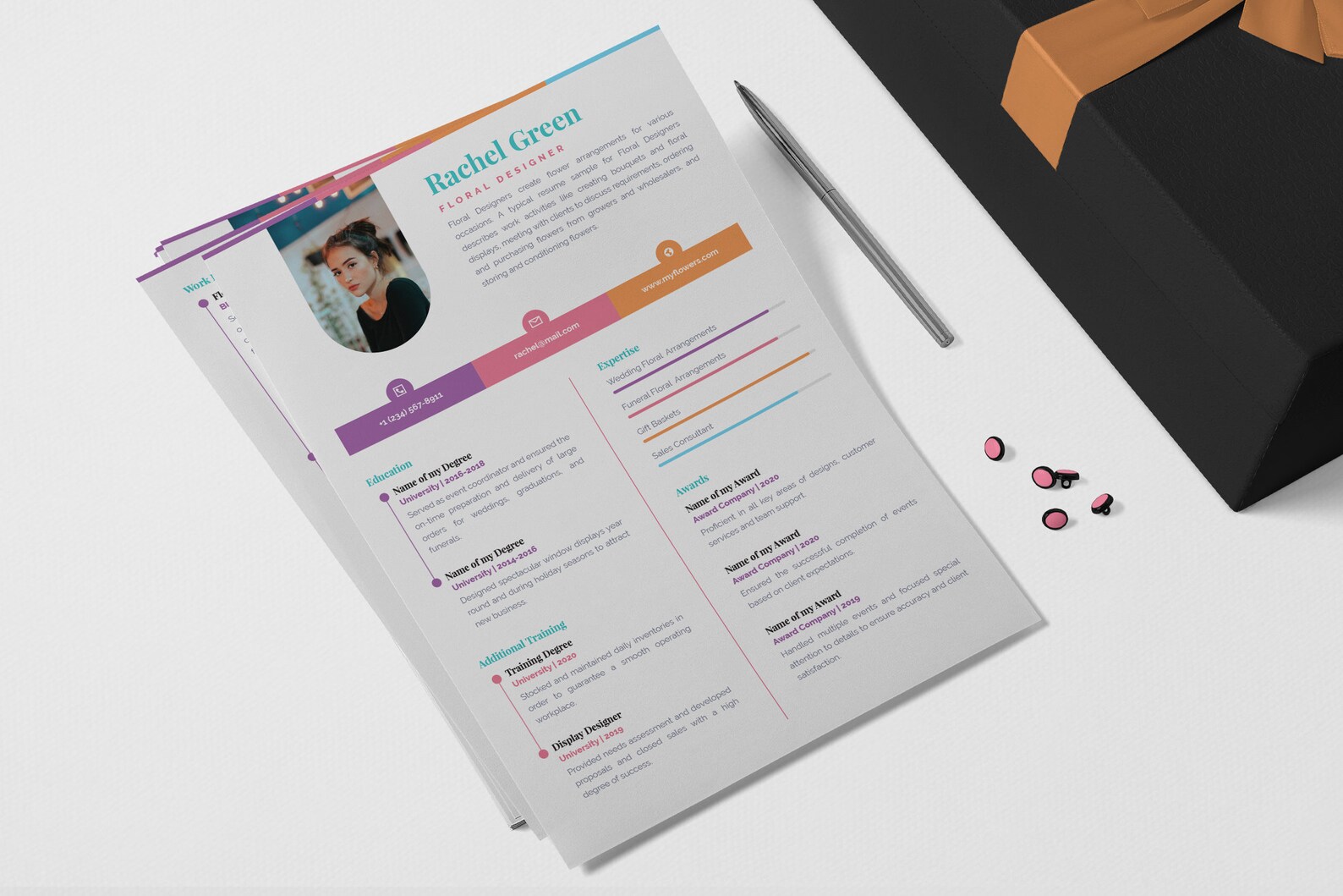 Zoe Resume Template | Professional Microsoft Word CV Indesign Template ...