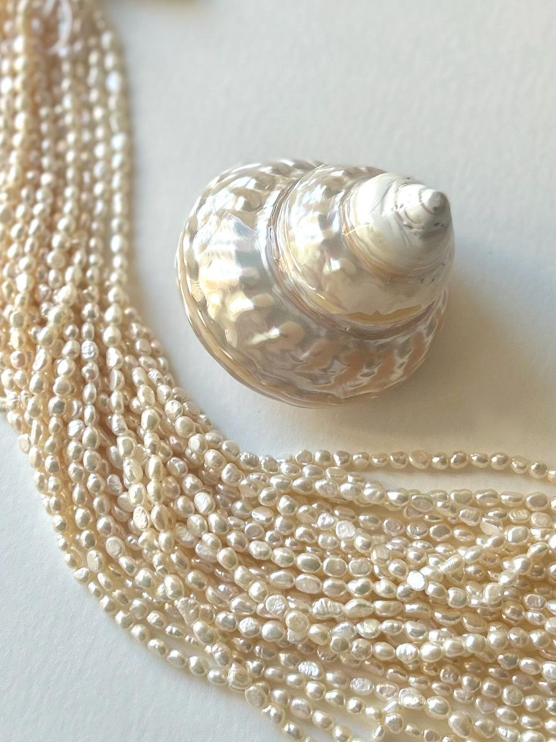 Double Shiny Cream Side Stacked Chinese Freshwater Rice Krispy Pearls 3 ...