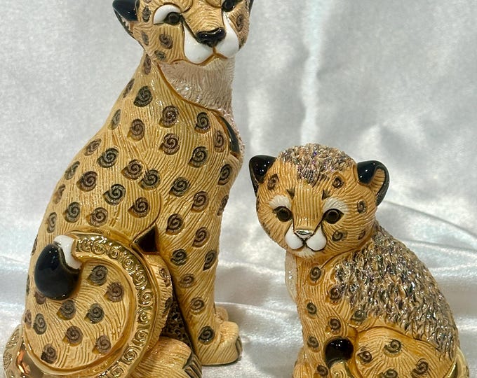 Handmade Ceramic Cheetah Figurine - De Rosa Family Collection - Etsy