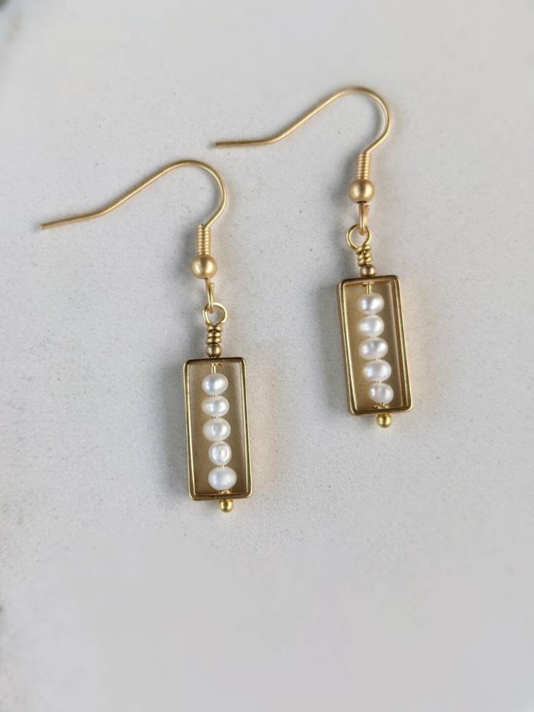 Satin Hamilton Gold Small Rectangular Bead Frame and Pearl Wire Wrapped ...