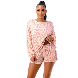 Animal Pink Leopard Taupe Soft Sleepwear Pj Set, Plus Peachy Playful ...