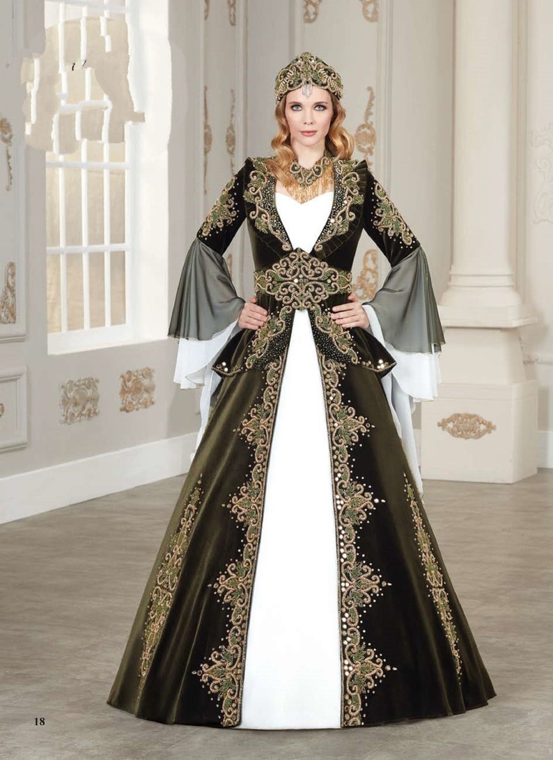 Traditional Caftan With Ottoman Turkish Motif Kaftan Türk Bindallı ...