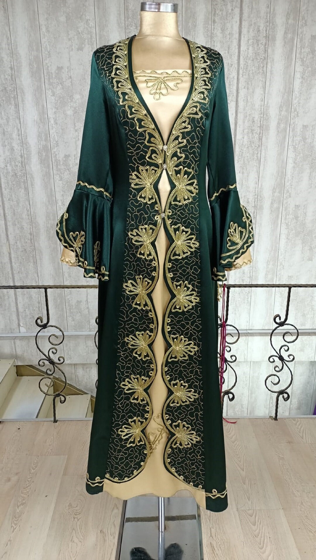 Traditional Caftan With Ottoman Turkish Motif Kaftan Türk Yeşil Kaftan ...