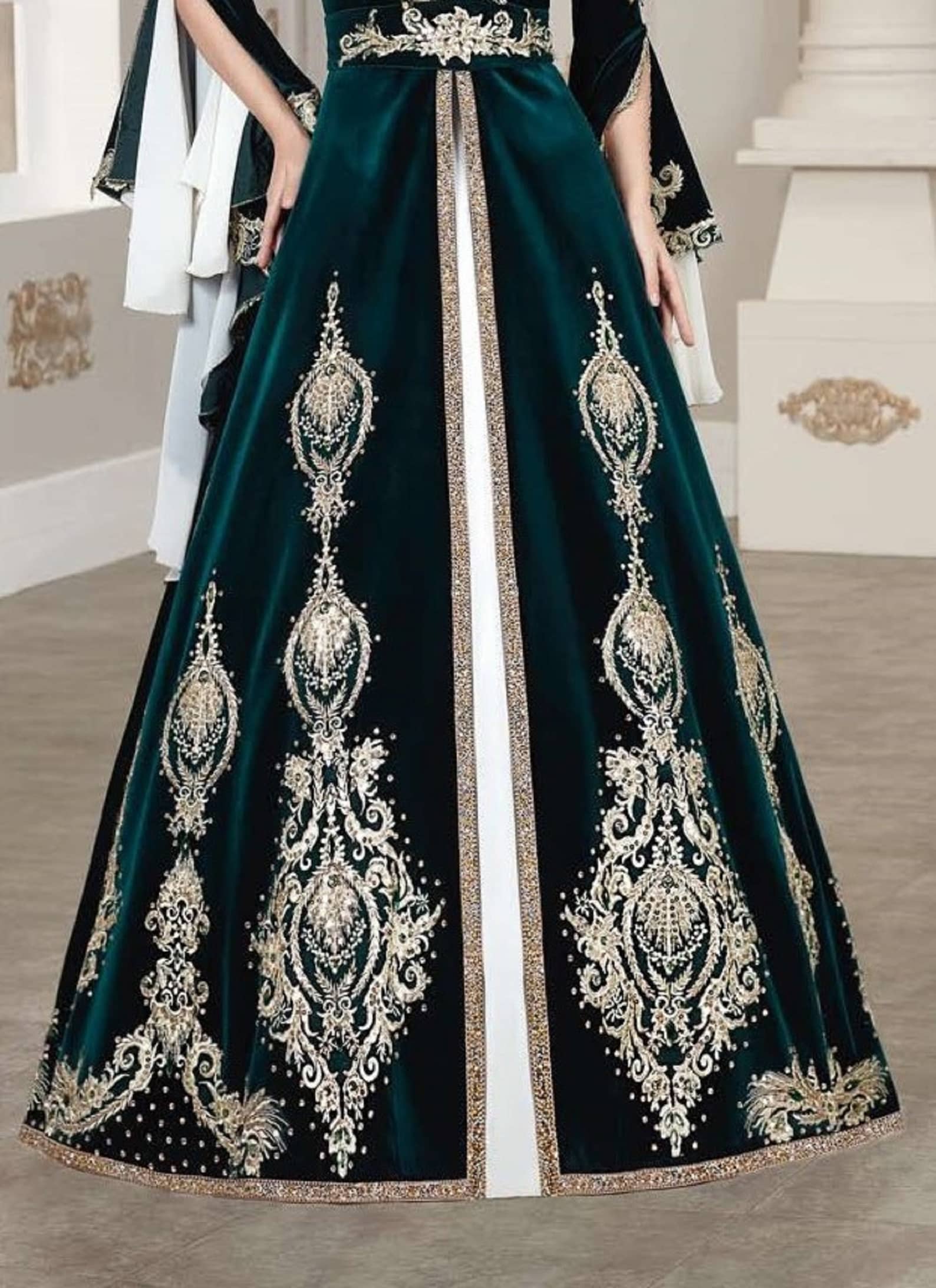 Traditional Caftan With Ottoman Turkish Motif Kaftan Türk Bindallı ...