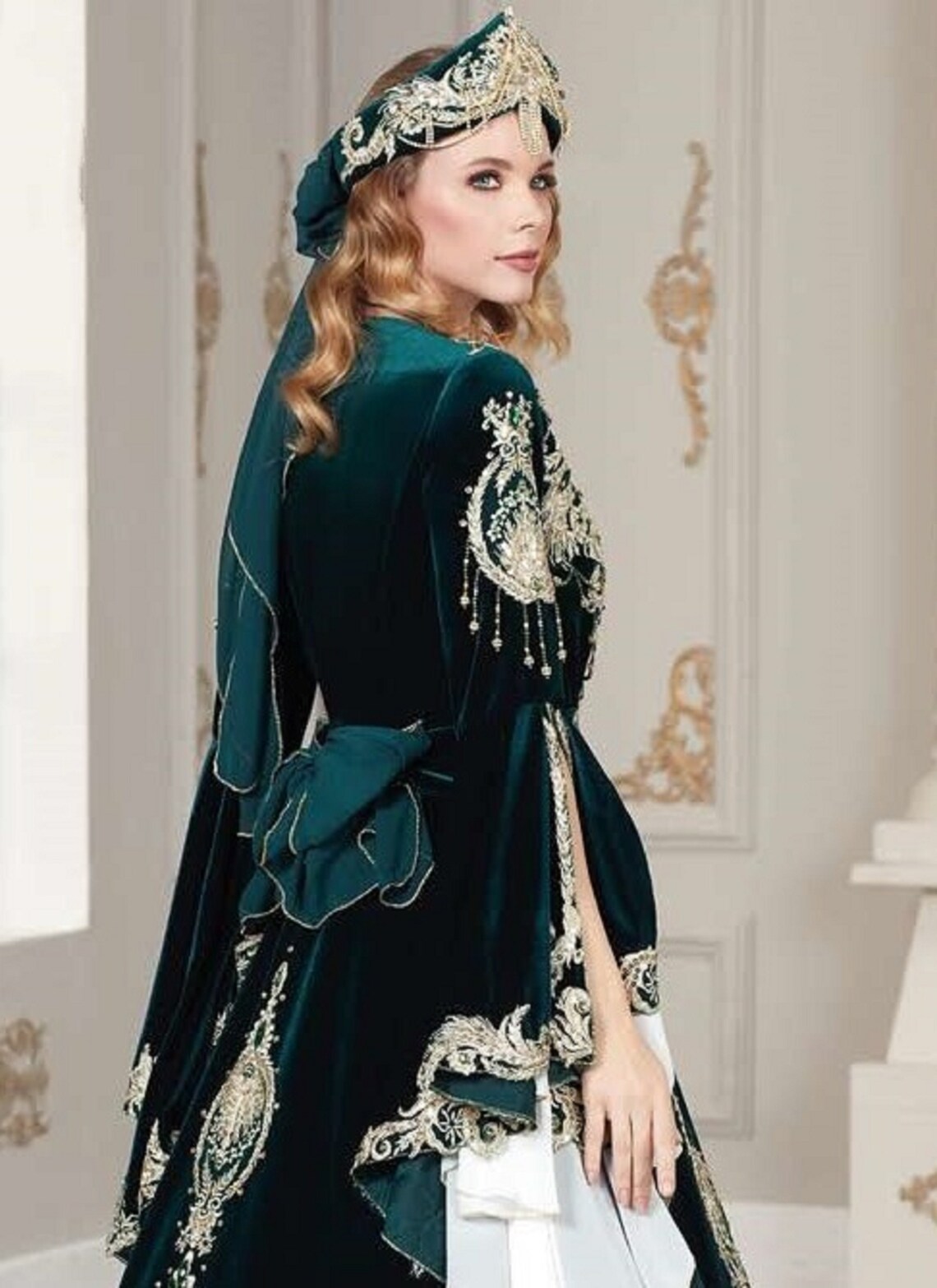 Traditional Caftan With Ottoman Turkish Motif Kaftan Türk Bindallı ...