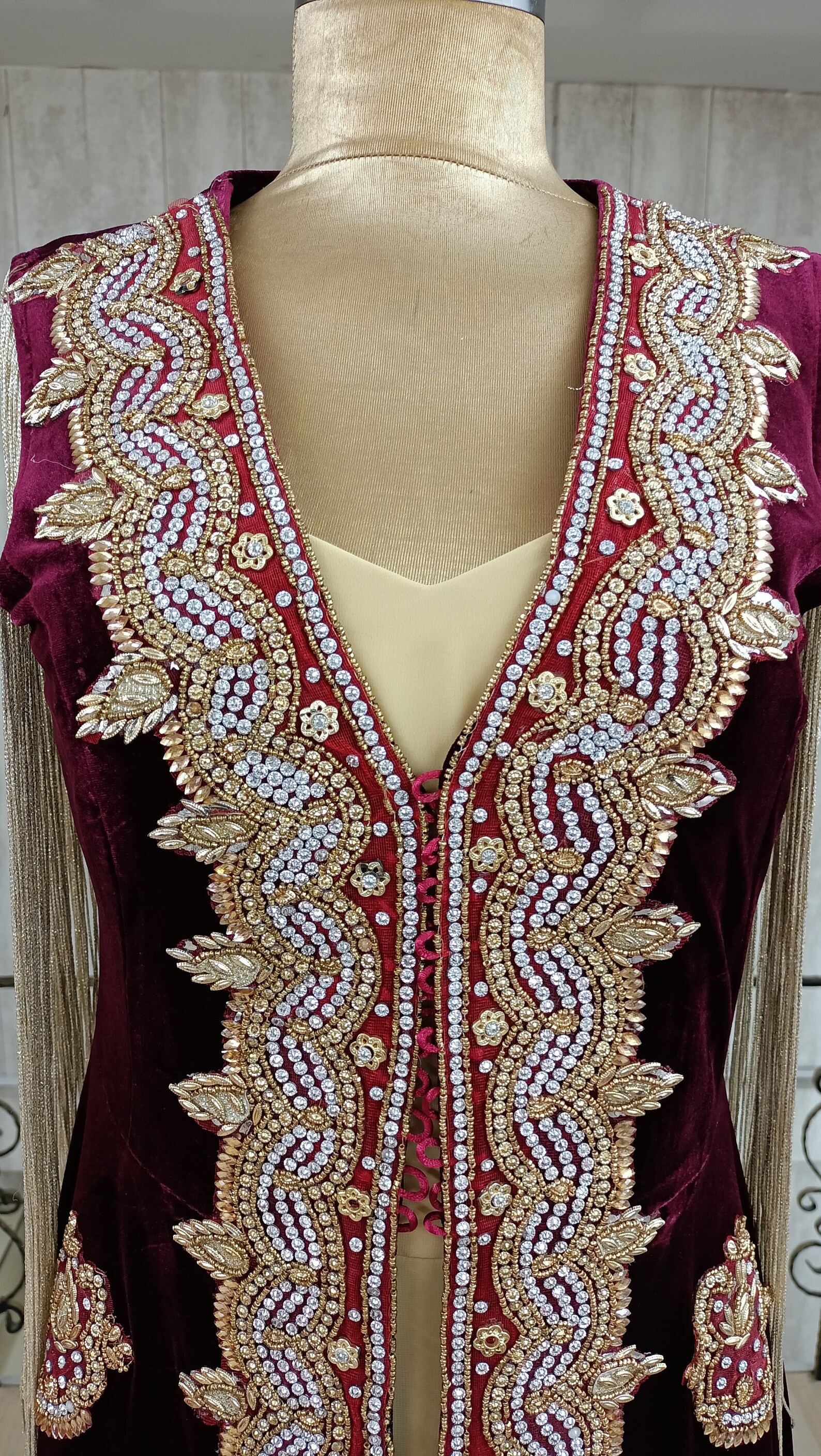 Traditional Caftan With Ottoman Turkish Motif Kaftan Türk Bindallı ...