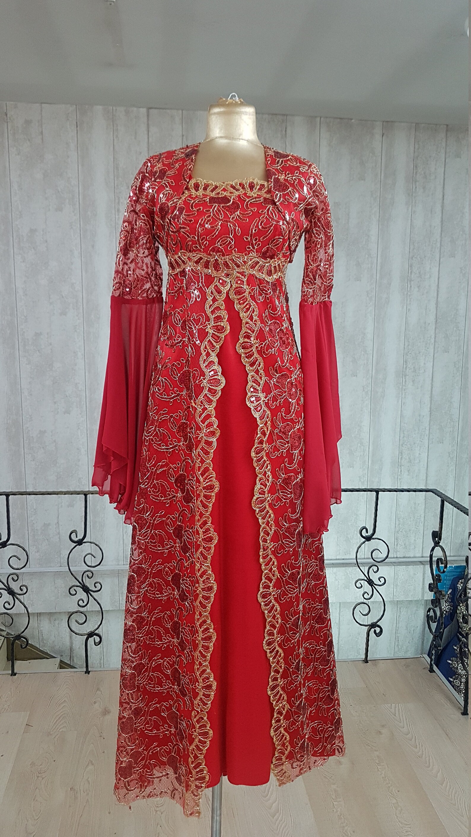 Traditional Caftan With Ottoman Turkish Motif Kaftan Türk Müslüman ...