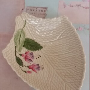 Crown Devon Fuchsia Pin Dish, 1113, Cream Leaf Shape Dish With Lilac ...