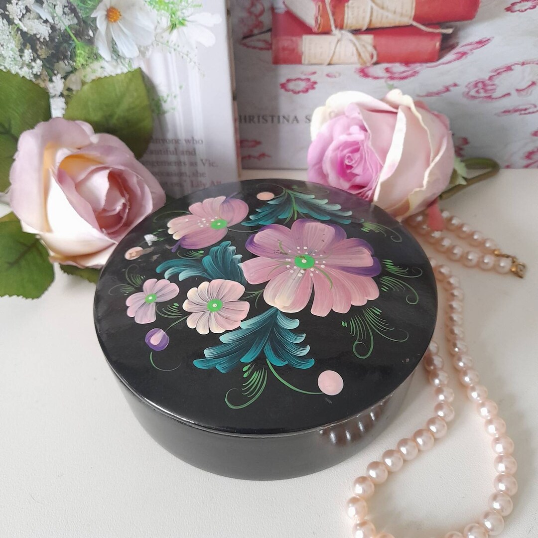Vintage Black Lacquer Round Box With Lid Painted Pink Flowers ...