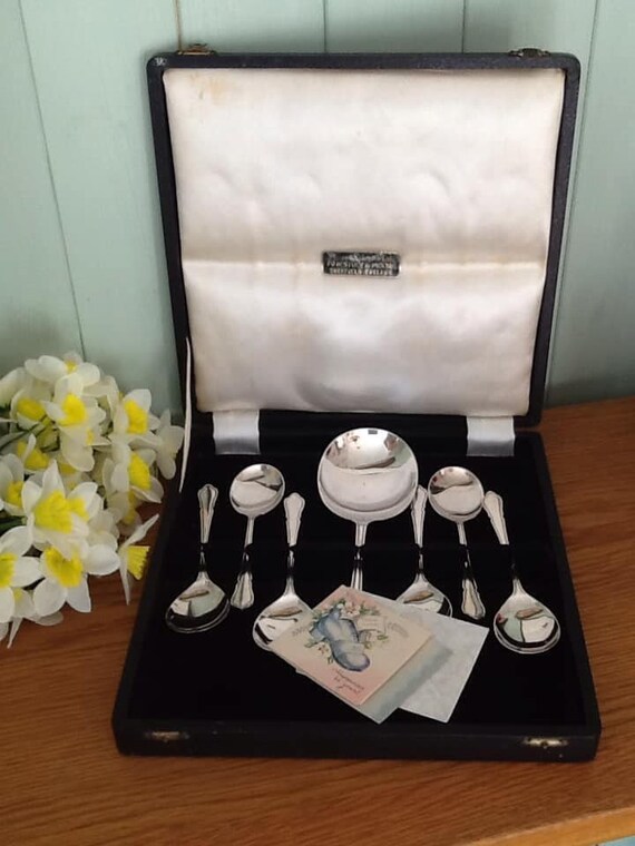 Lovely set of vintage desert spoons with large serving spoon in ...