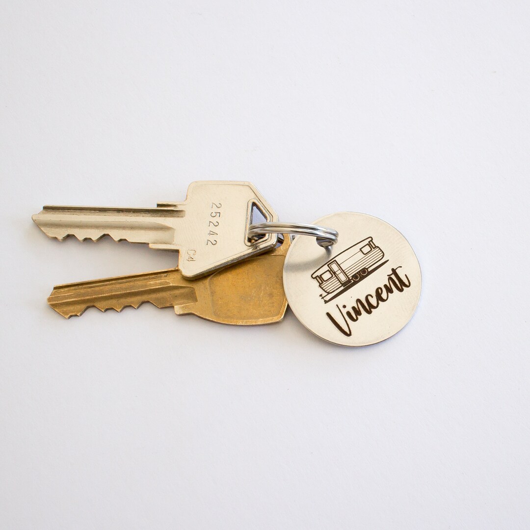 Personalized Vintage Caravan Double Axel Trailer Key Ring // Silver Key ...