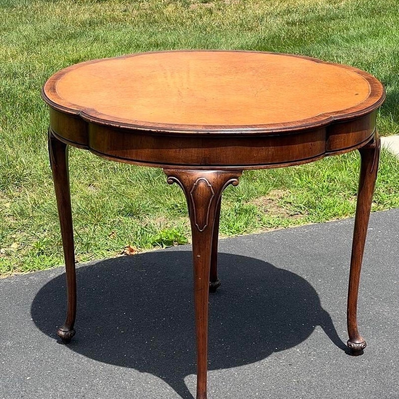 Queen Anne Coffee Table - Etsy