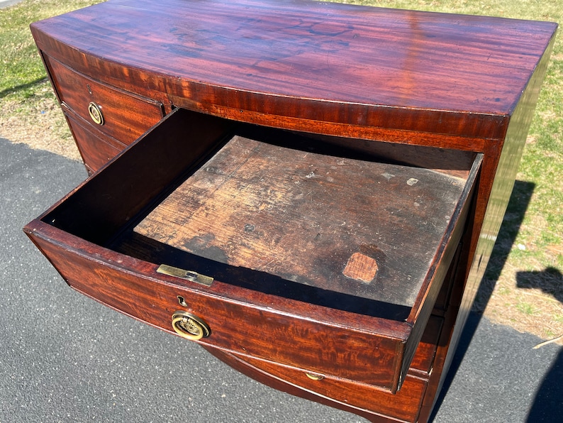 Colonial American Made Georgian Mahogany Bow Front Two Over Three Chest ...