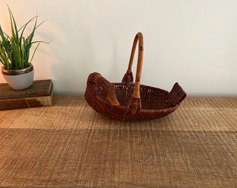 Wicker Goose Basket - Etsy