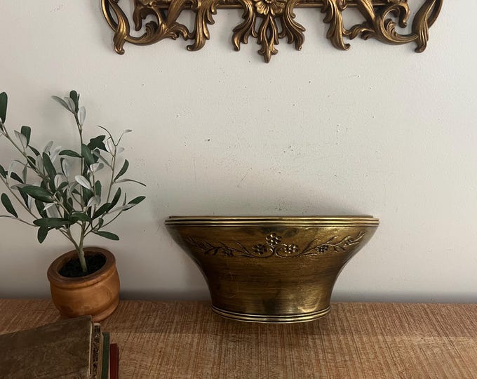 Vintage Gold Syroco Wall Planter With Designs - Etsy