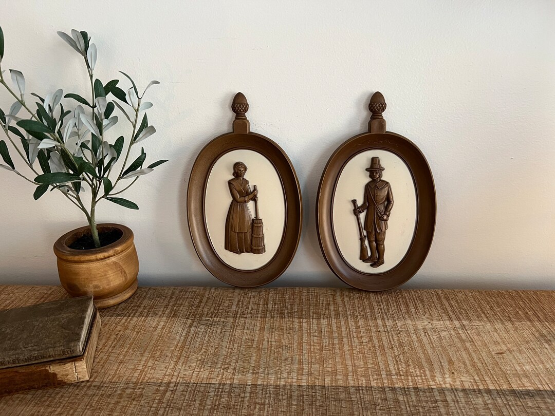 Vintage Pilgrim Syroco Wall Plaques Set of 2 - Etsy