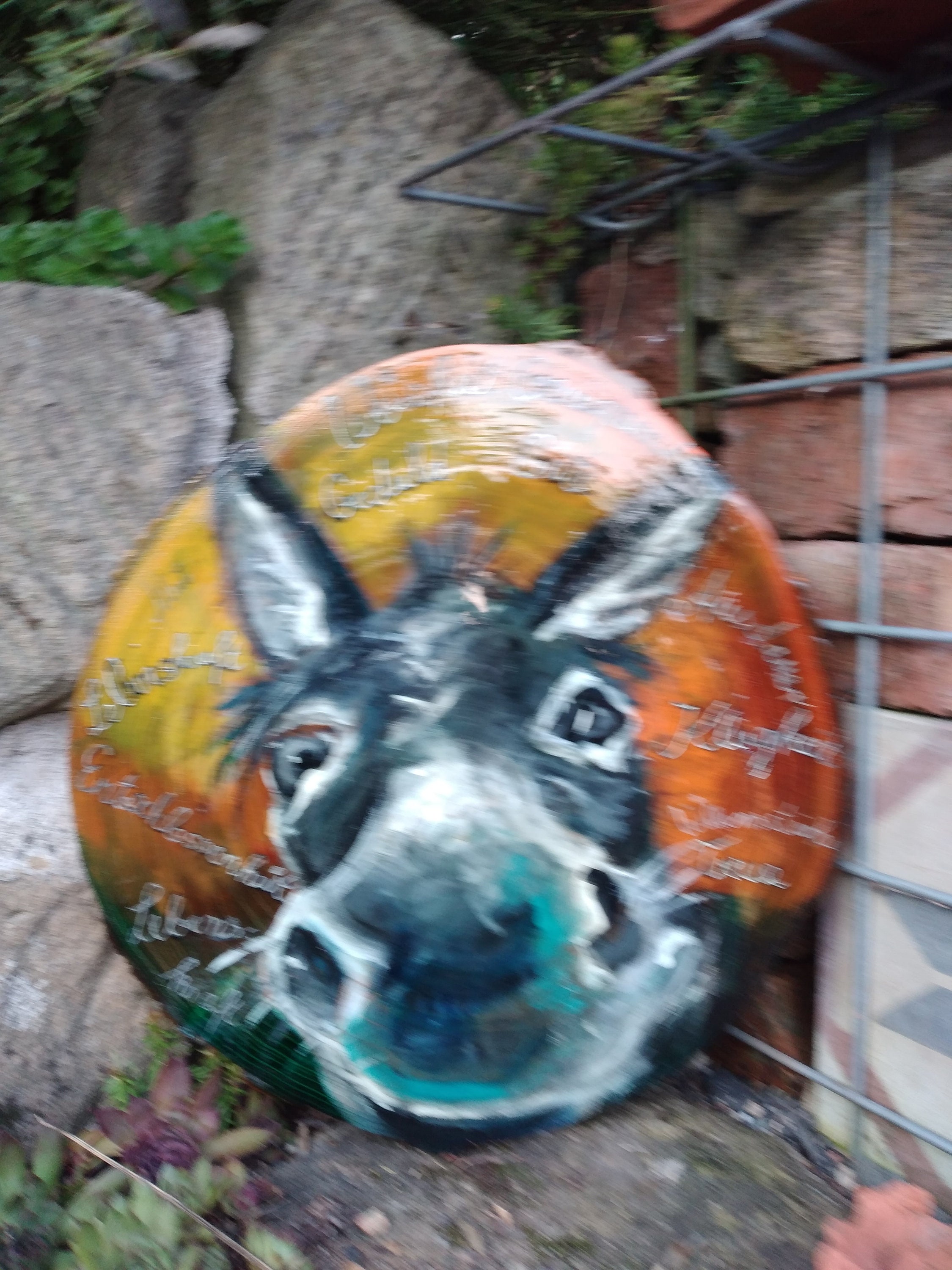 Hand-painted wooden disc garden accessories garden art | Etsy