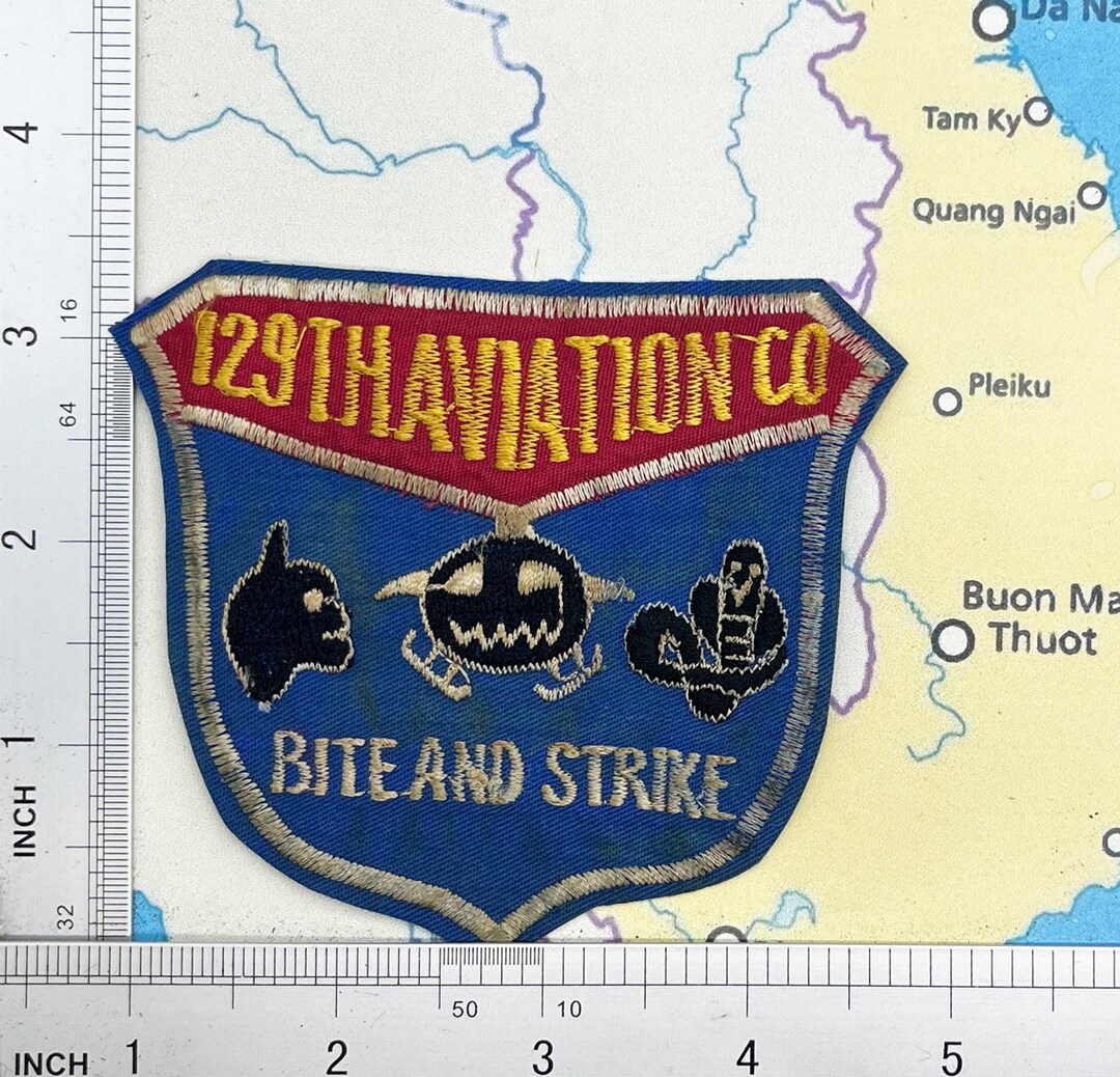 Patch , Us Army 129th Assault Helicopter Company Bite and Strike ...