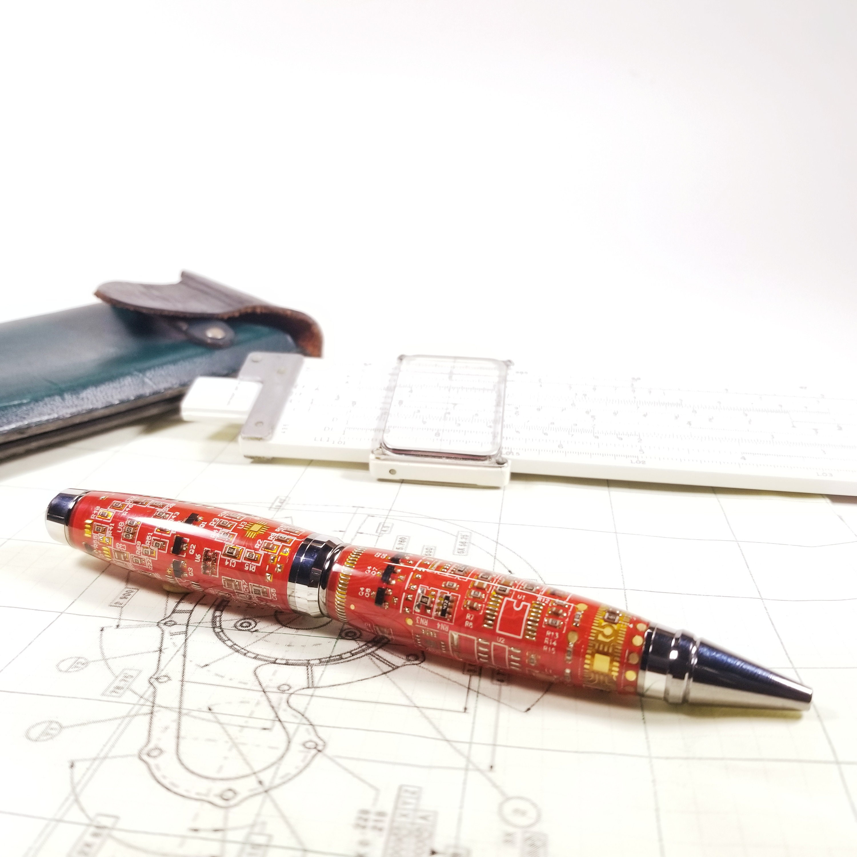 Pluma hecha a mano Placa de circuito impreso Pluma de cigarro Bolígrafo ...