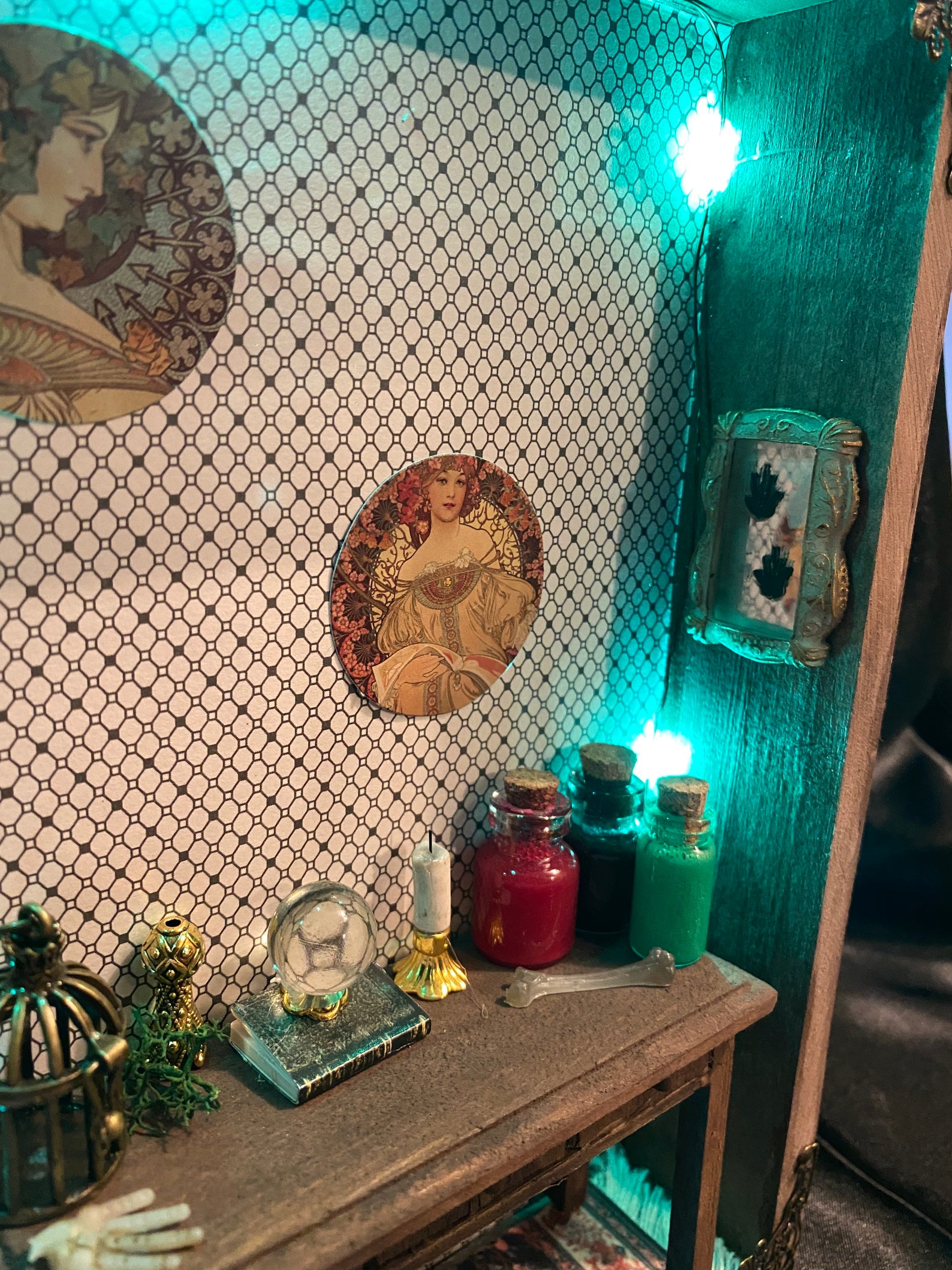 Miniature Light-up Witch Scene: One-of-a-kind Halloween Decor - Etsy