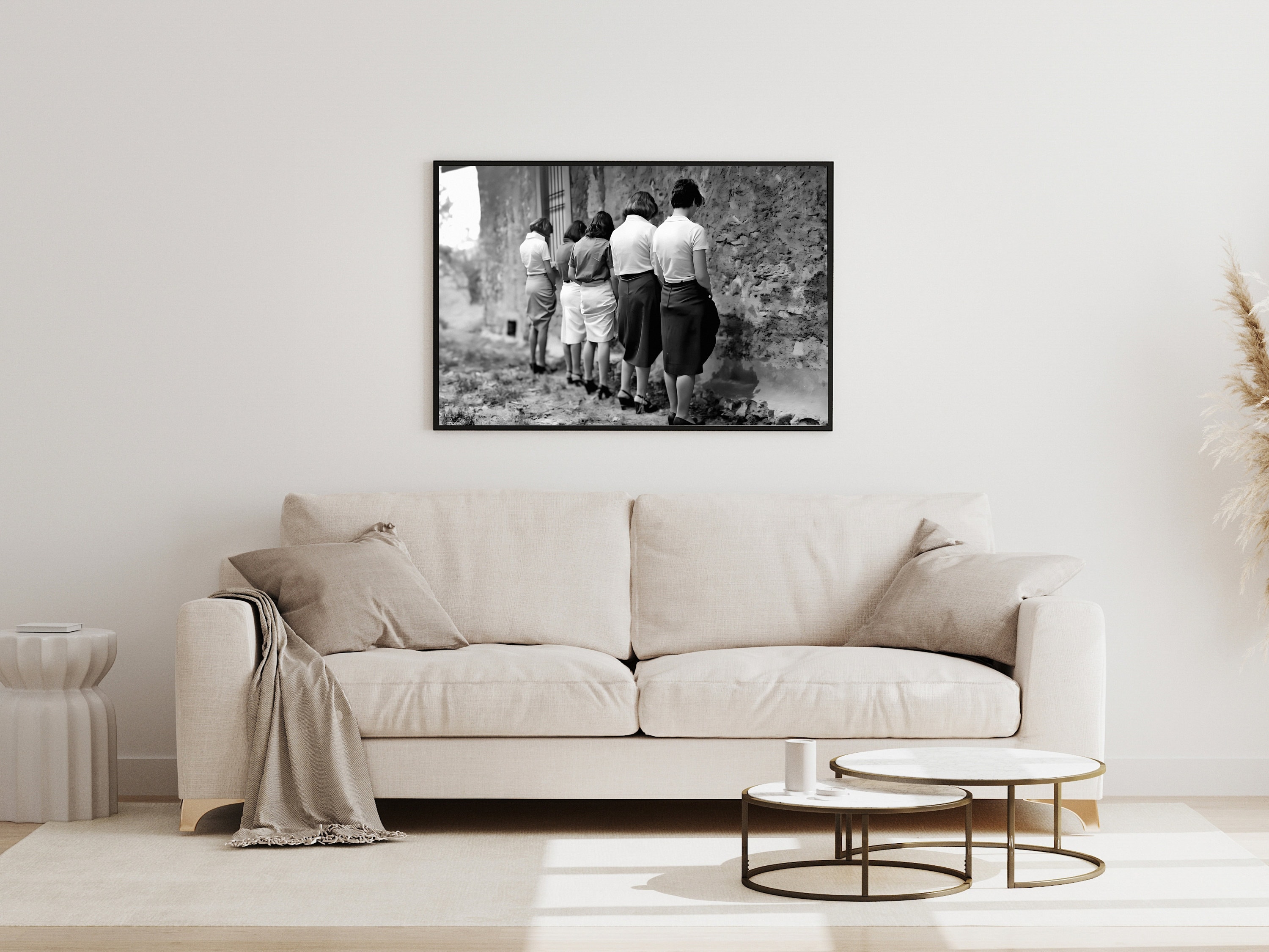 Women Peeing on the Wall Print, Black and White, Vintage Photography ...