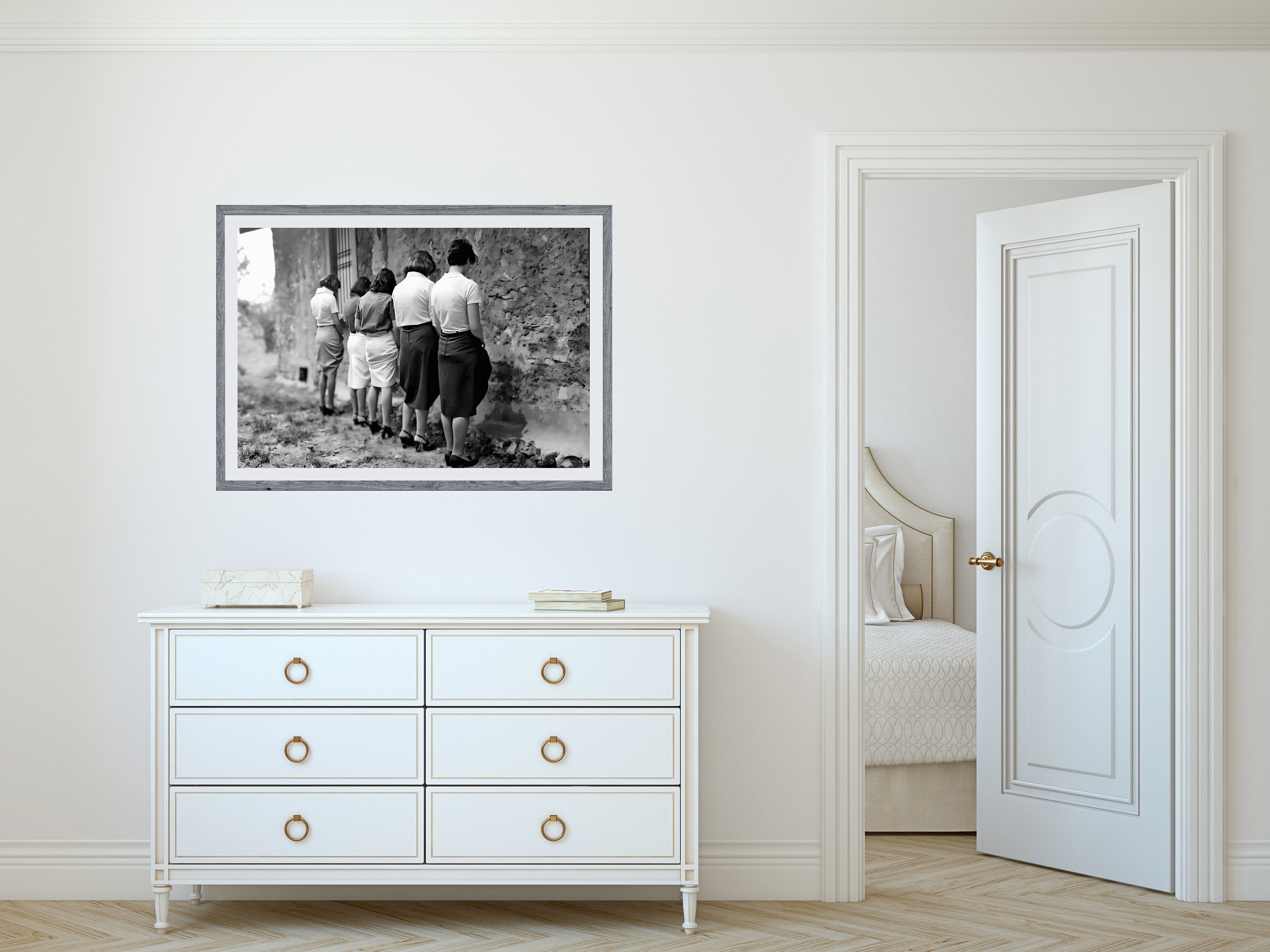 Women Peeing on the Wall Print, Black and White, Vintage Photography ...