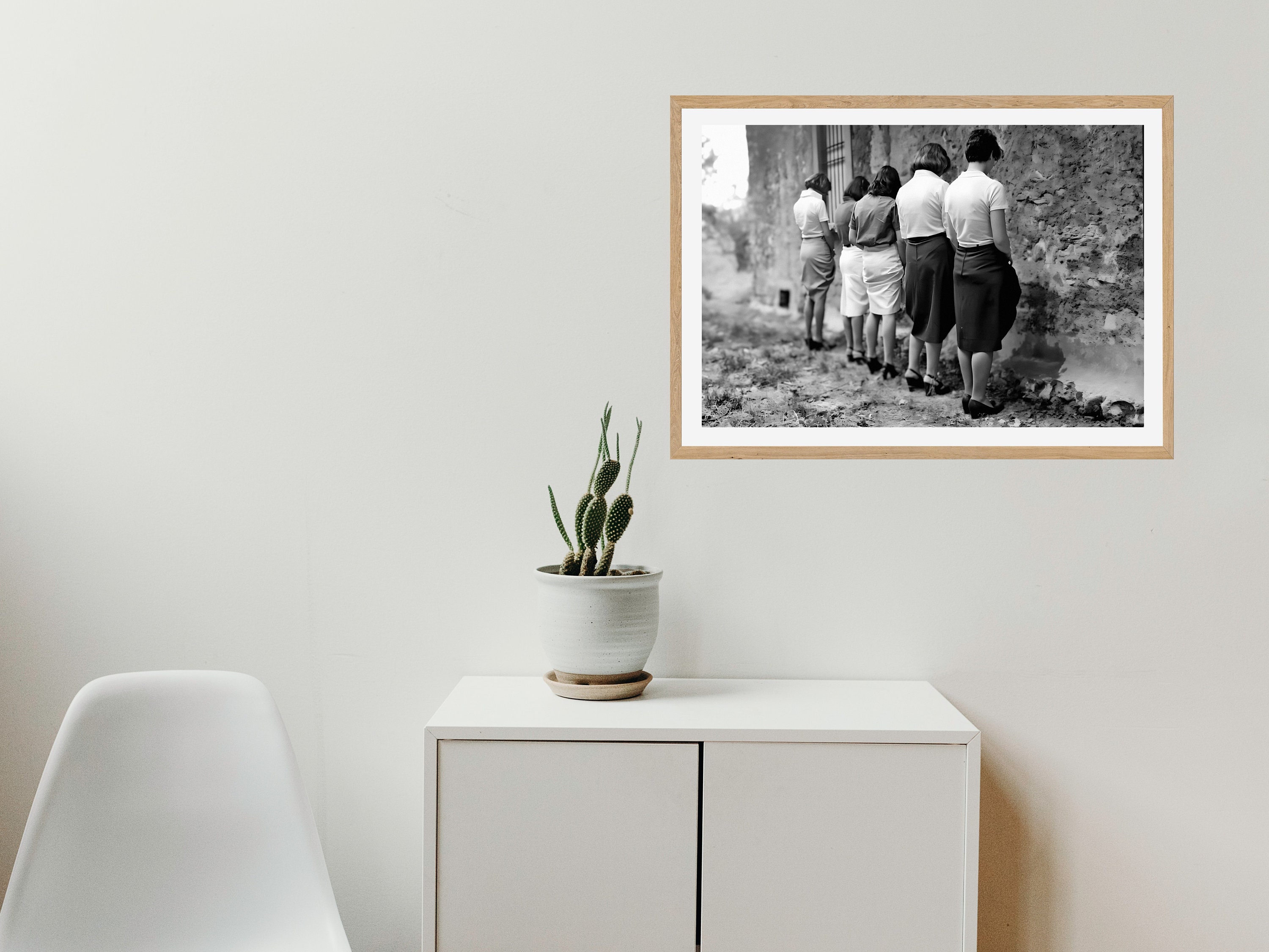 Women Peeing on the Wall Print, Black and White, Vintage Photography ...