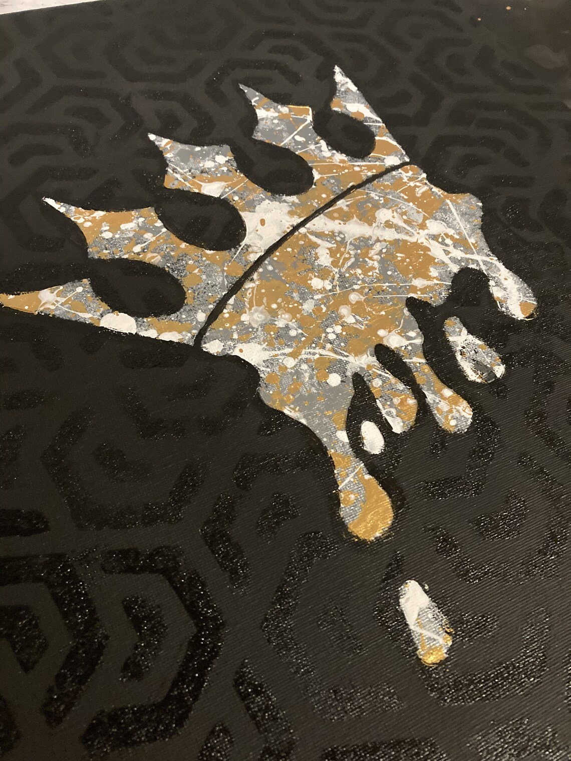 Royal Dripping Crown Acrylic Painting - Etsy