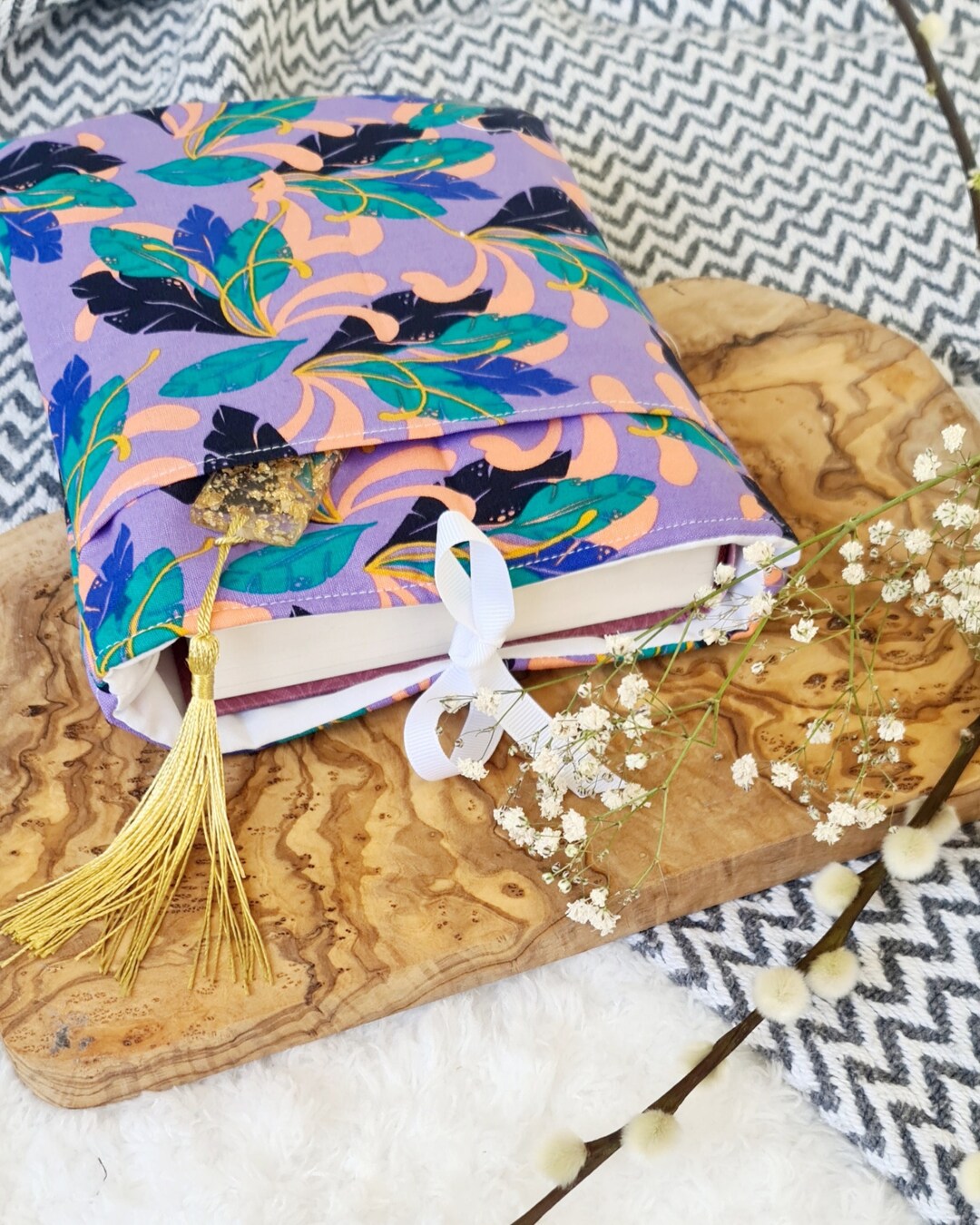 Leaves Book Sleeve, Plants Padded Book Sleeve With Pocket, Purple ...