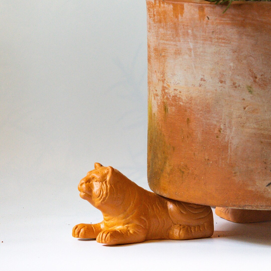 Terra Cotta Tiger Pot Feet - Set of Three - Etsy