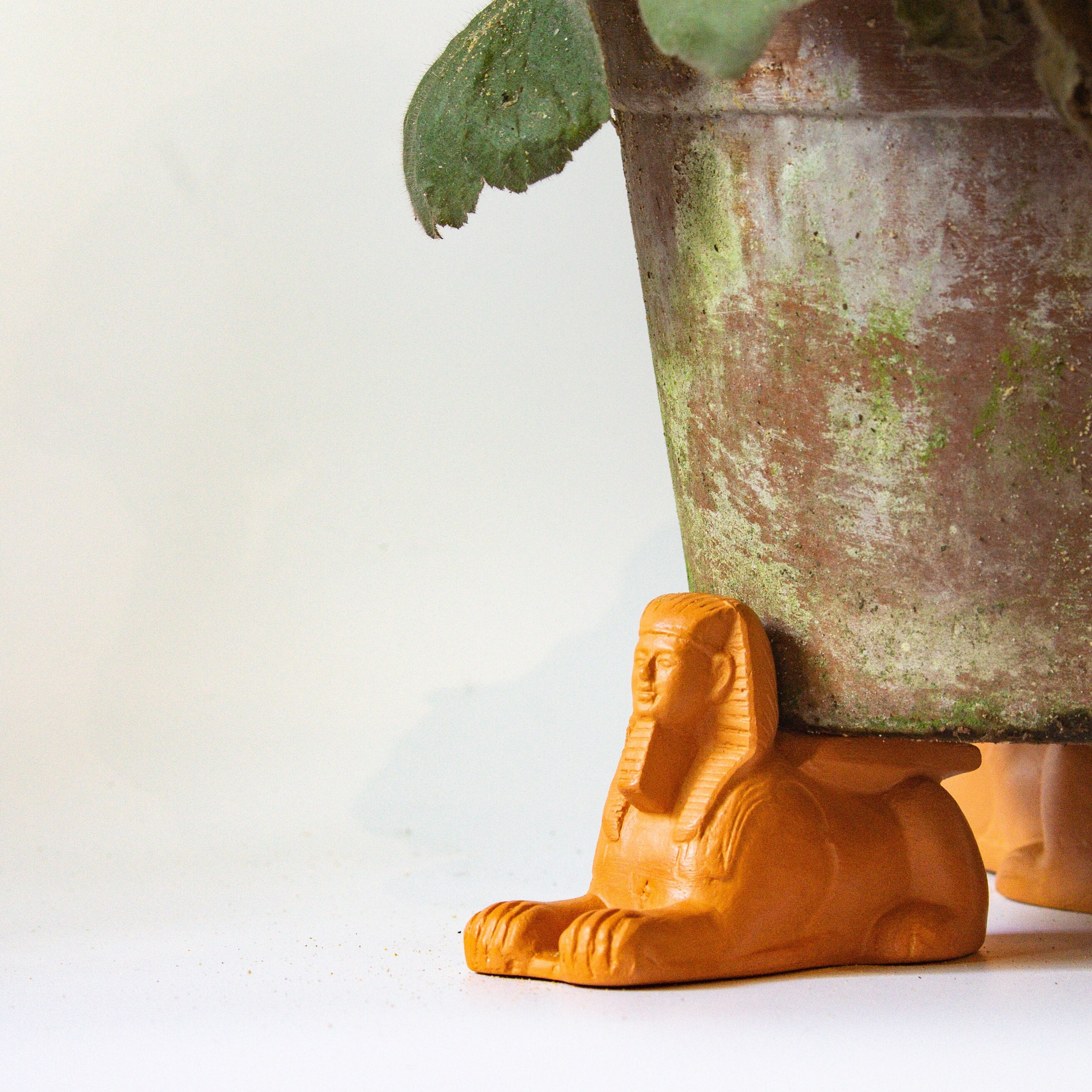 Terra Cotta Pot Feet: Spinx Plant Risers, Set of 3 - Etsy