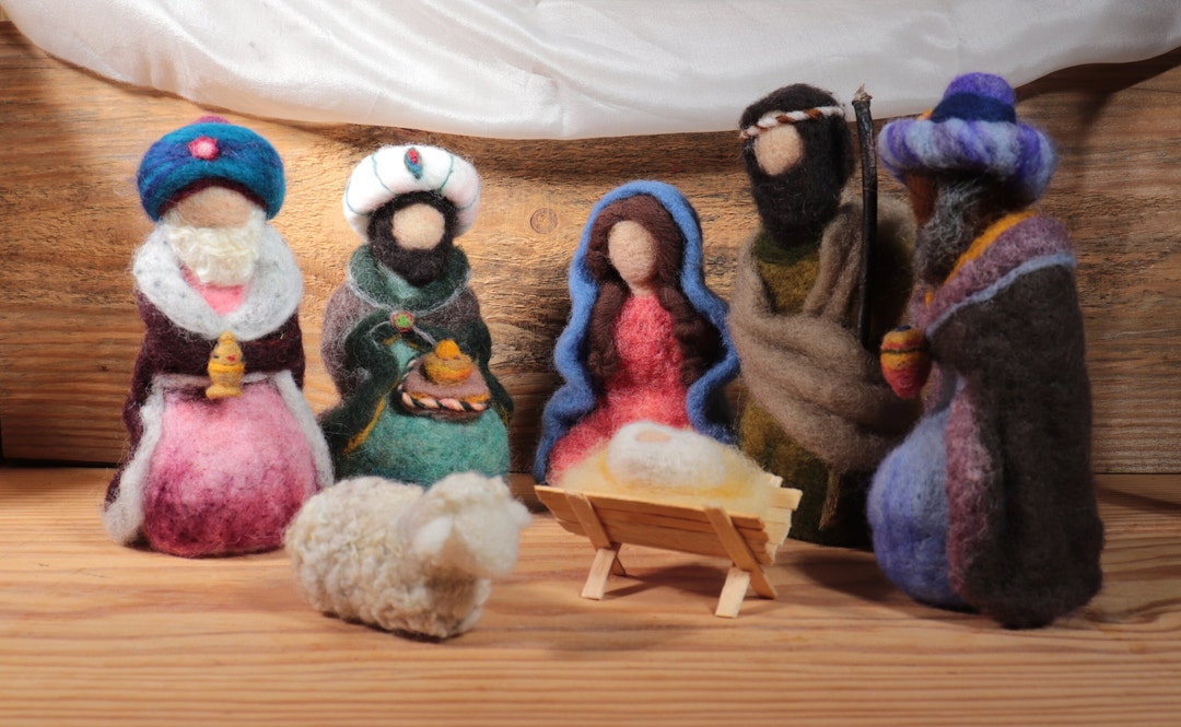 Needle Felt Nativity Scene. Waldorf Holy Family. Christmas Original ...
