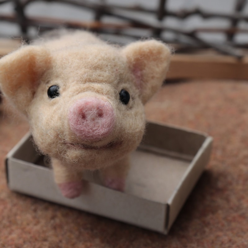 Felt Pig - Etsy