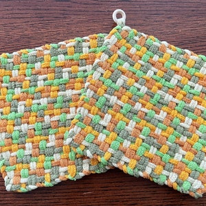 XL Woven Cotton Loop Potholder - 8" Trivet - Hot Pad - Yellow/green ...