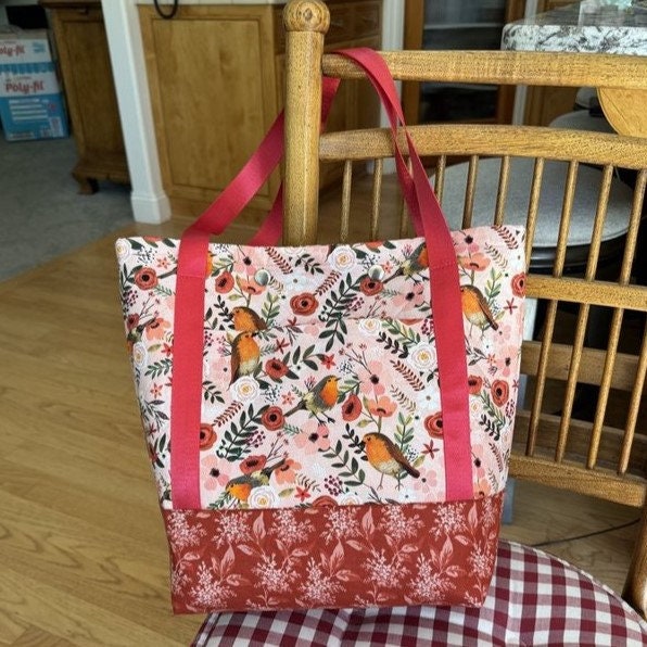 Large Shoulder Tote Bag Quilted - Robins in the Garden - Etsy