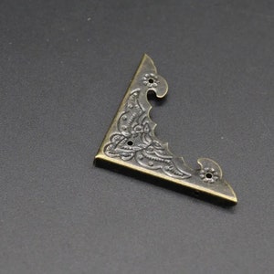 Set of 4 Overhead Vintage Corners 40x4mm, Decorative Corner, Bronze ...