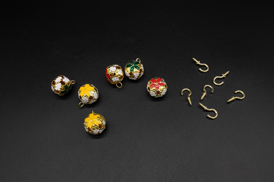 Gold Metal Bell Hook Set - Festive Decorations, Small Wall Hangings ...