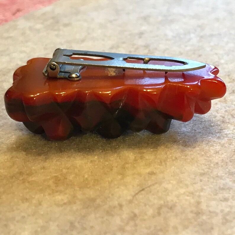 Vintage End of Day Bakelite Pinecone Dress Clip - Etsy