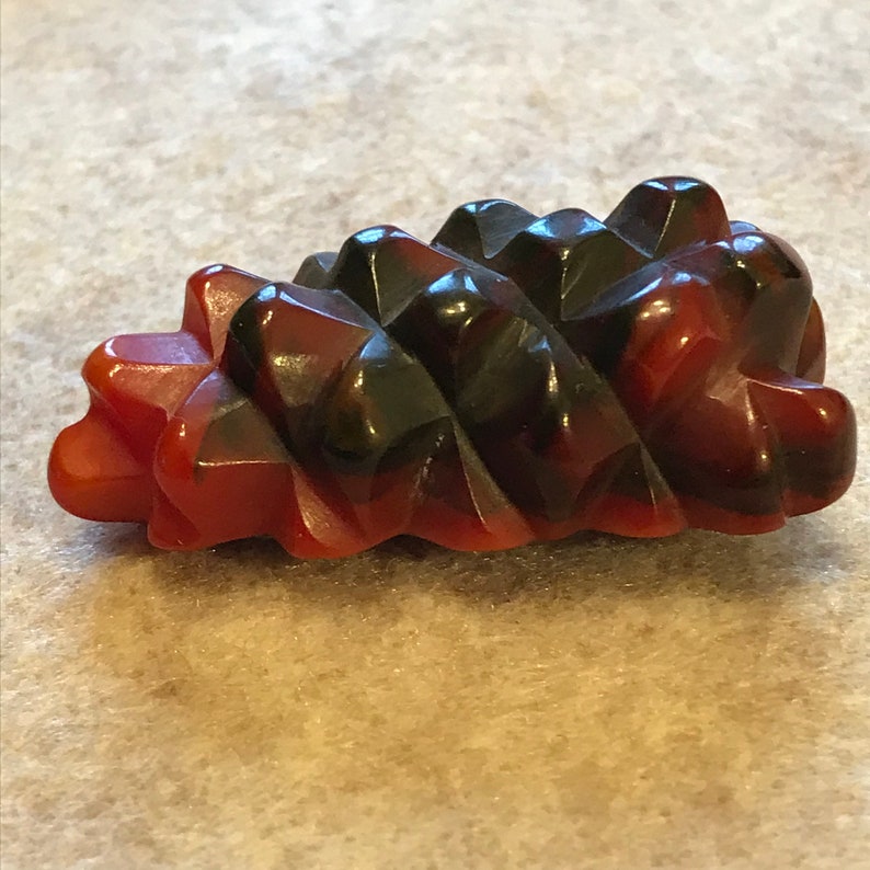 Vintage End of Day Bakelite Pinecone Dress Clip - Etsy