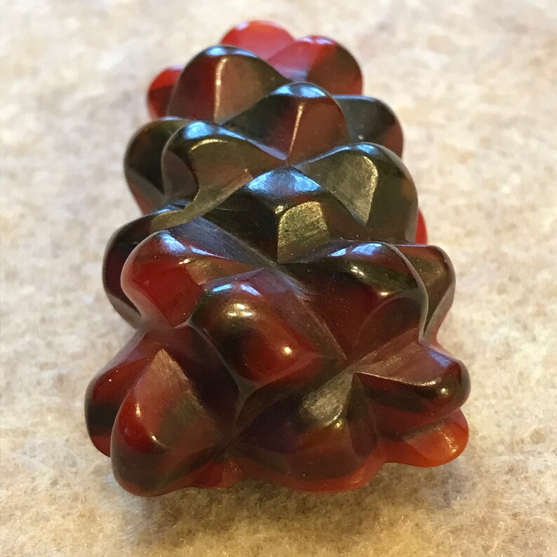 Vintage End of Day Bakelite Pinecone Dress Clip - Etsy