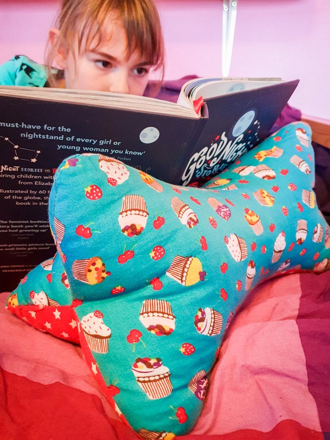 Reading Pillow Printable Sewing Pattern | Reading Bone to Sew | Neck ...